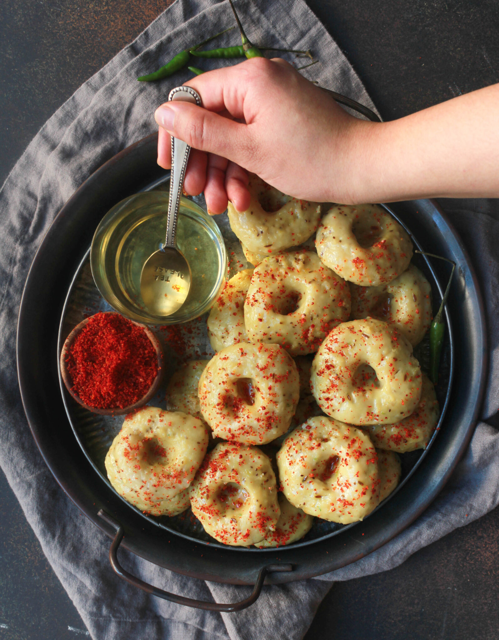 Papdi Khichu Recipe| Khichu Recipe | Papdi no Lot - The Whisk Addict ...